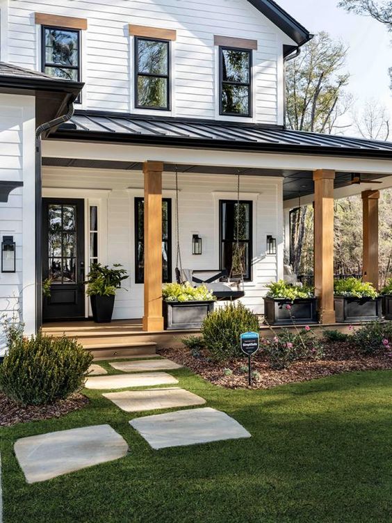 7 Modern Farmhouse Porch Columns For Outdoor Style