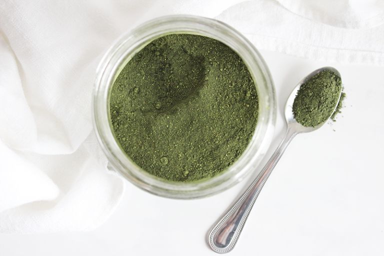 Homemade Super Green Powder - Nikki's Plate