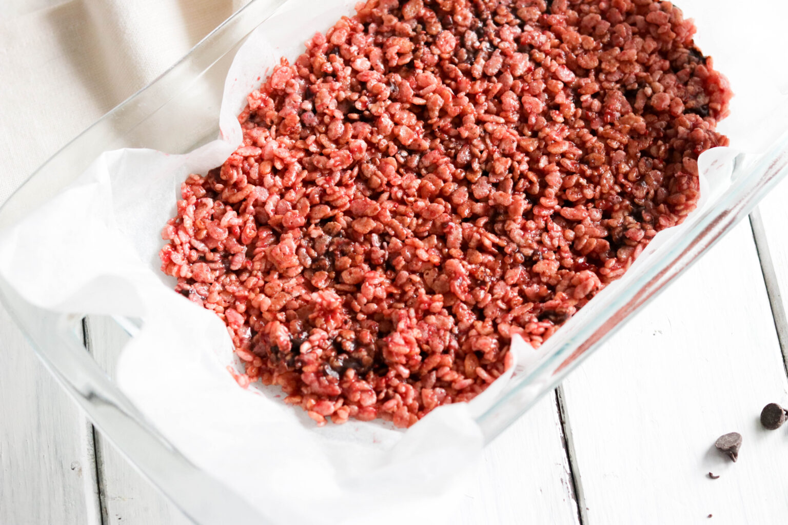 Skinny Chocolate Chip Raspberry Rice Krispies - Nikki's Plate