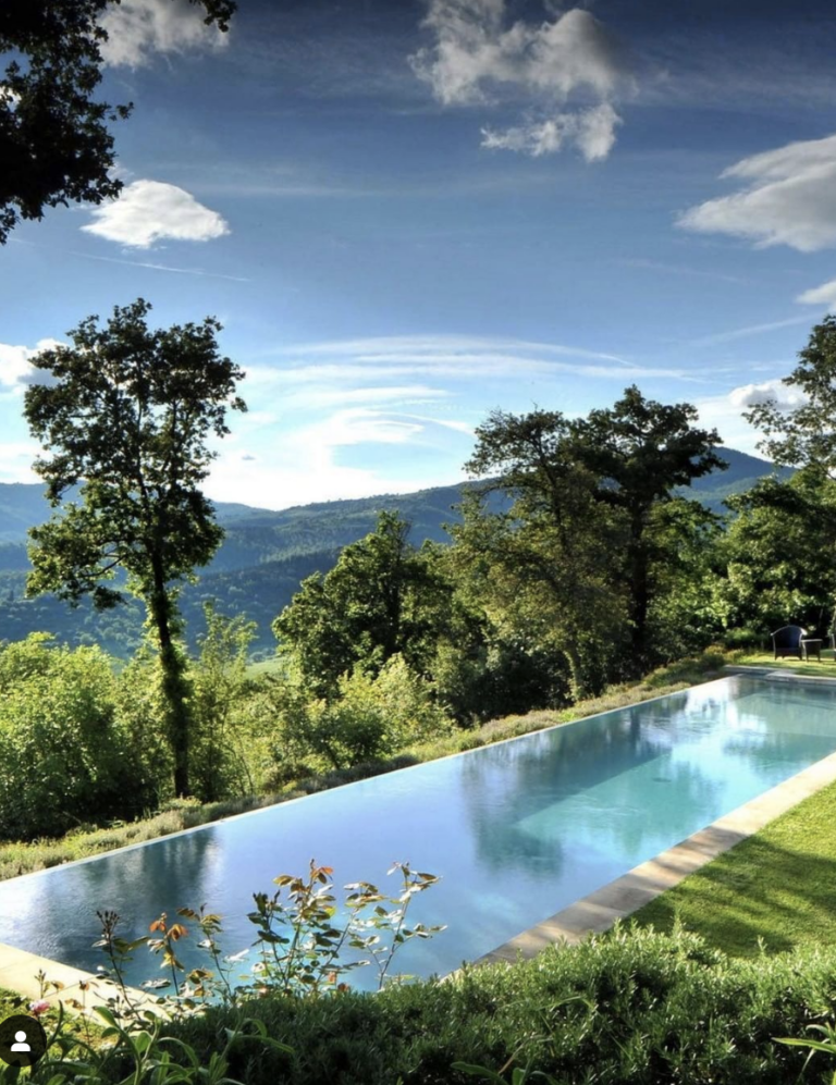 20 Beautiful Hillside Pool Ideas with Retaining Walls - Nikki's Plate