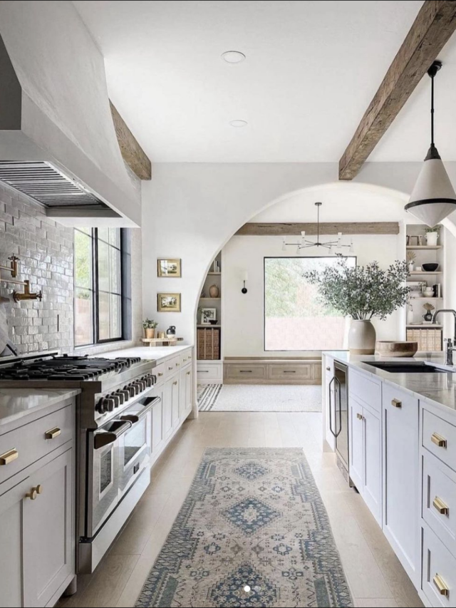 30 Plaster Range Hood Ideas for Your Kitchen - Nikki's Plate