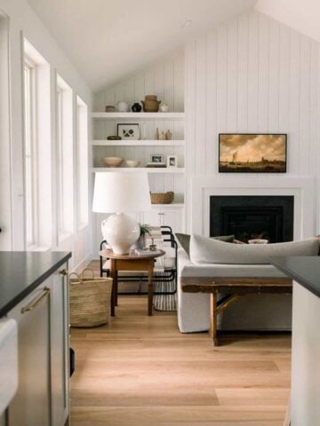 35 Vertical Shiplap Wall Ideas - Nikki's Plate