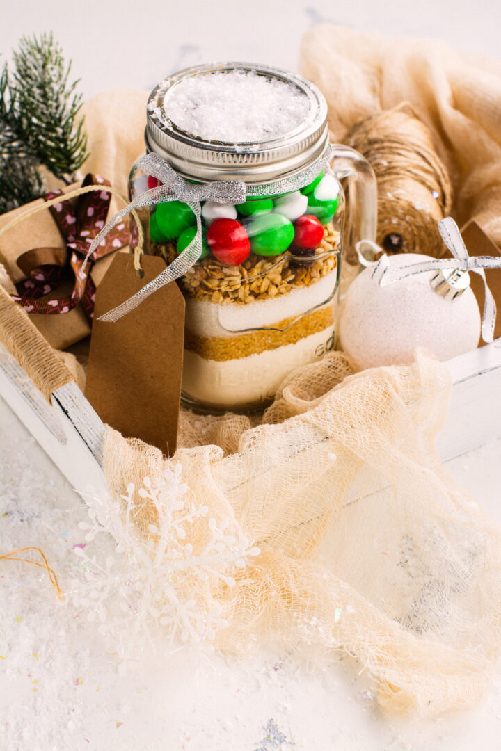 Homemade Gift: Cookie Mix in a Jar {with FREE PRINTABLE} - NP