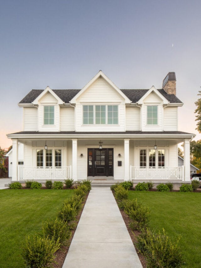 15 MODERN FARMHOUSE EXTERIORS MUST HAVES - Nikki's Plate