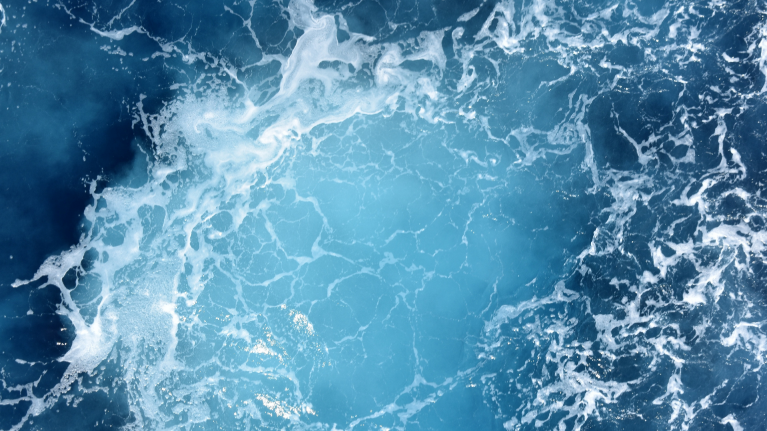 25 Free Blue Aesthetic Desktop Wallpapers | Cute Blue Backgrounds