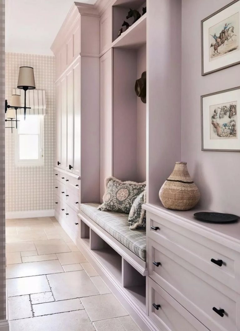 30 Mudroom Bench Ideas for a Cozy and Organized Home