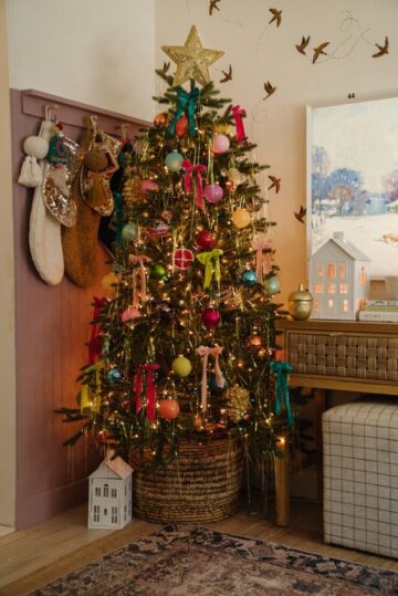 20 Fun Tinsel Christmas Tree Ideas - Nikki's Plate
