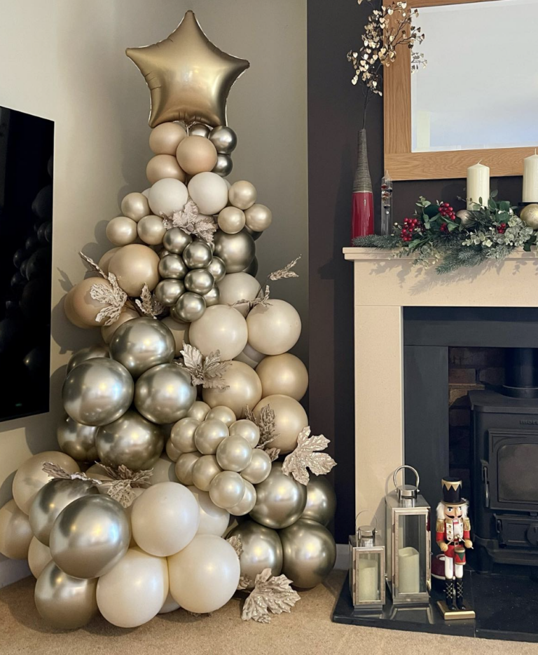 25 DIY Balloon Christmas Tree Ideas - Nikki's Plate