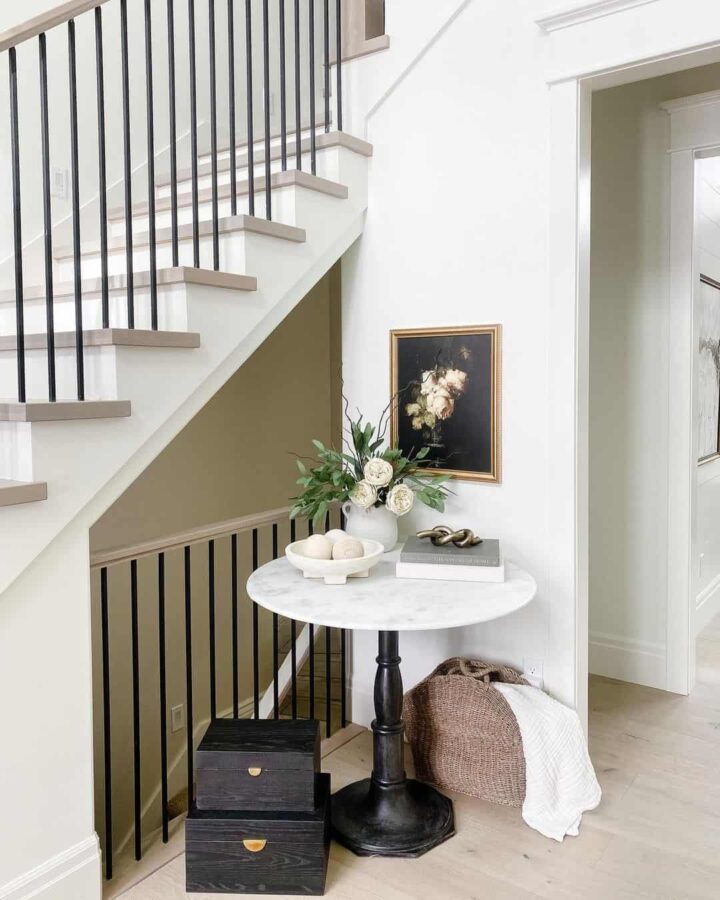 25 Perfect Round Entryway Table Ideas - Nikki's Plate