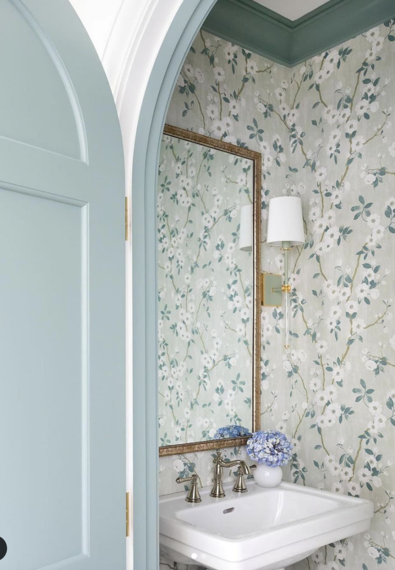 15 Reasons to Embrace Bold Wallpaper in Your Decorating Scheme