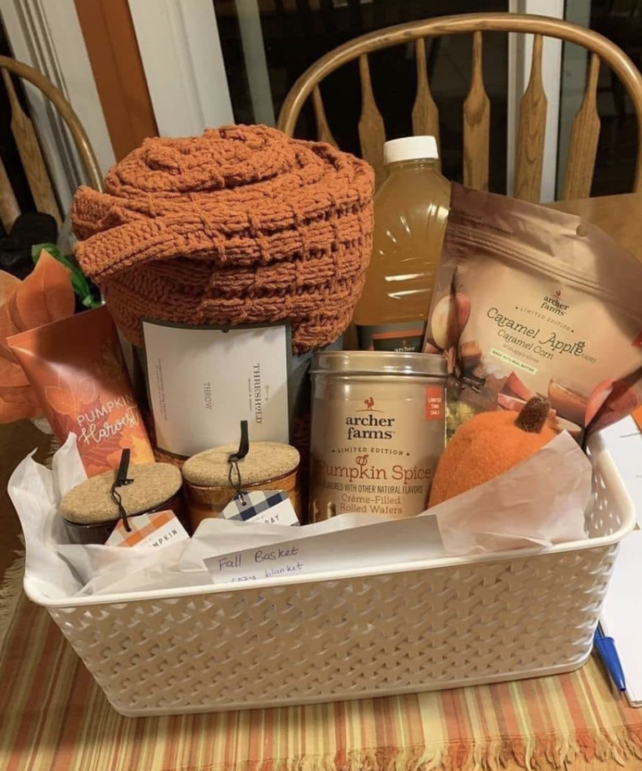 15 Boo Basket Ideas Your Wife or Girlfriend Will LOVE! - NP