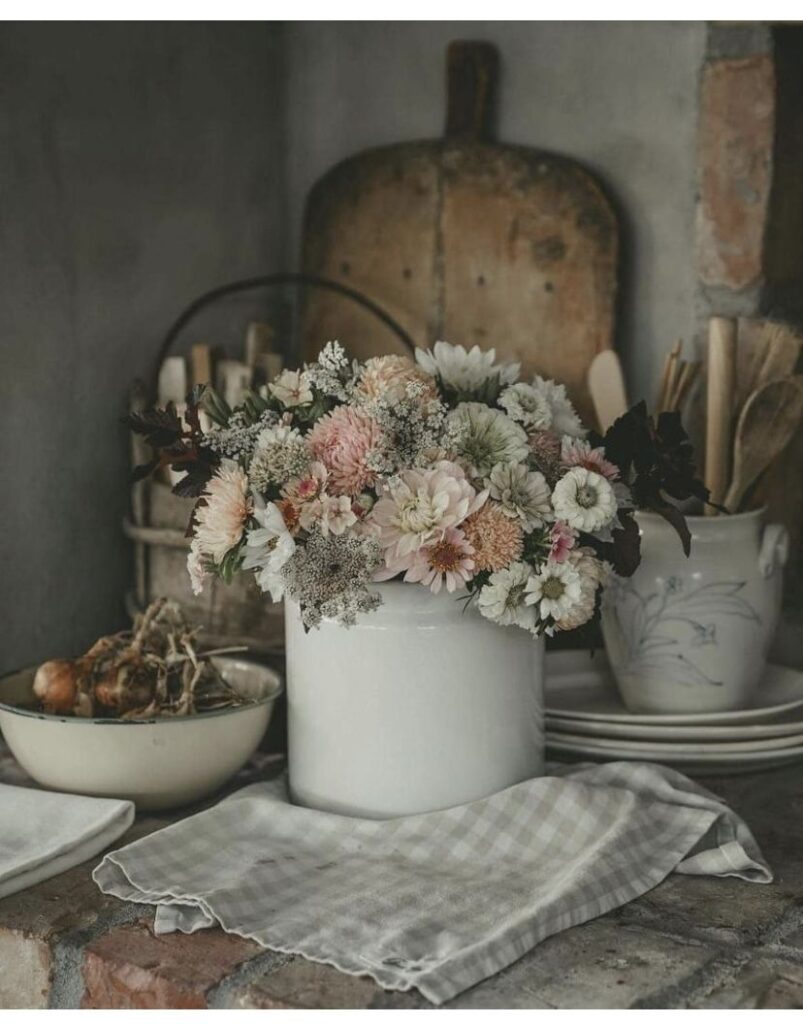 How to Embrace the Grandmacore Aesthetic | Nikki’s Plate