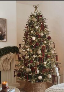 25 Christmas Tree Collar Ideas for 2025 - Nikki's Plate