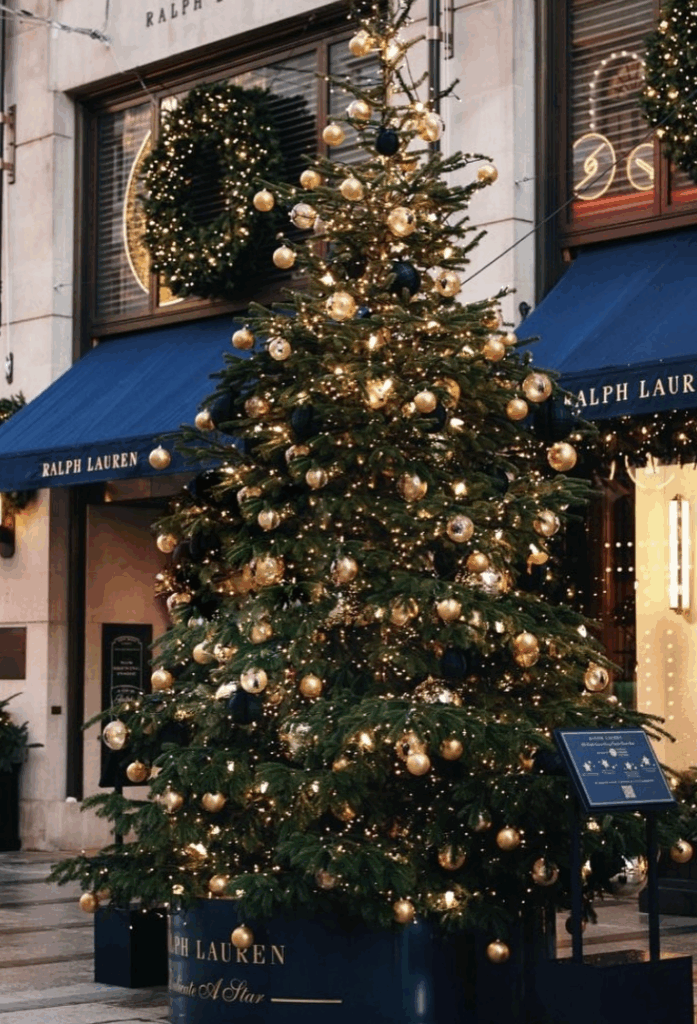 How to Create a Ralph Lauren Christmas Look in Your Home