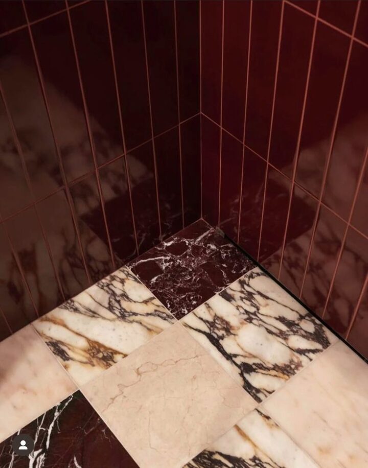 25 Red Marble Bathroom Ideas to Inspire a Bold Space